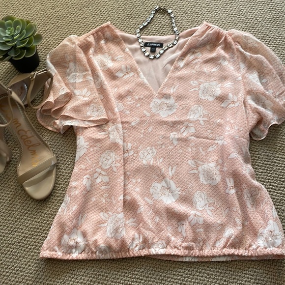 Express | Tops | Express Flutter Sleeve Blouse | Poshmark